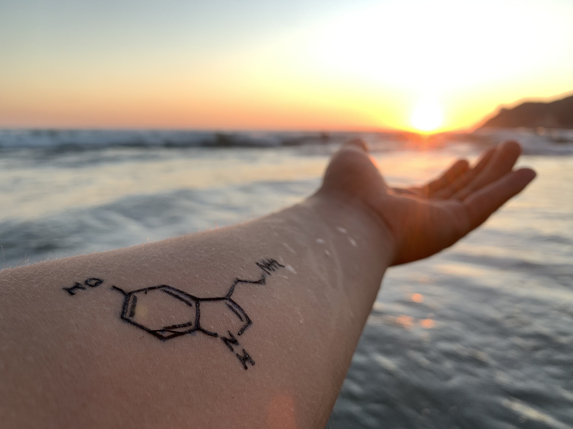 Protecting tattoos from sun damage: how to do it best