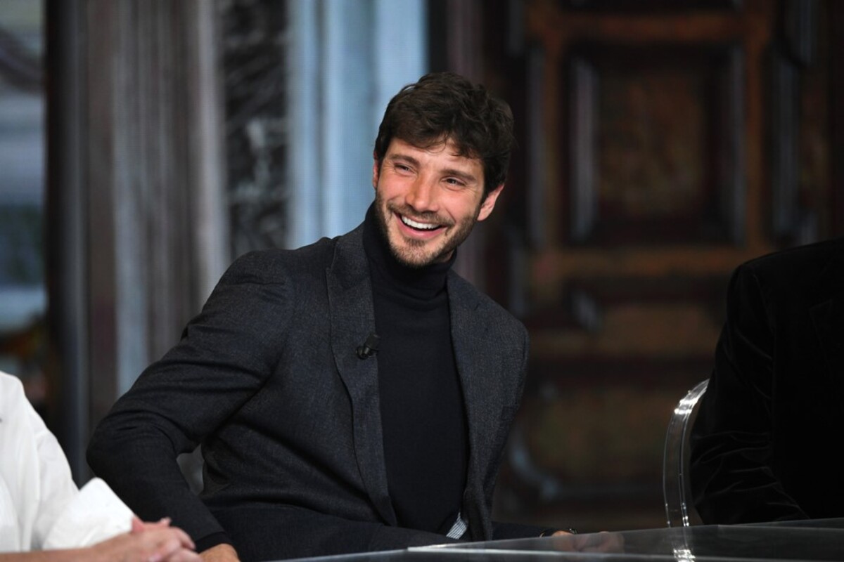 Stefano De Martino breaks the silence on Arianna Meloni