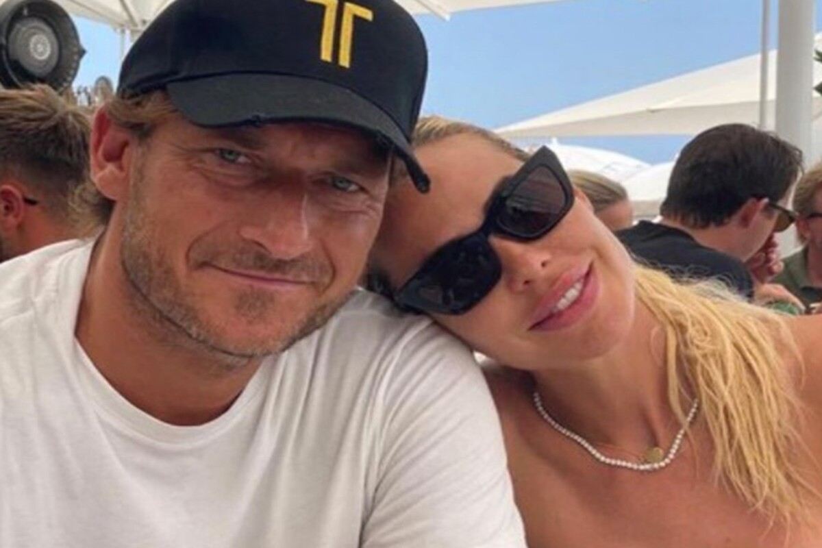 Francesco Totti ha tradito Noemi Bocchi con Marialuisa Jacobelli? La ...